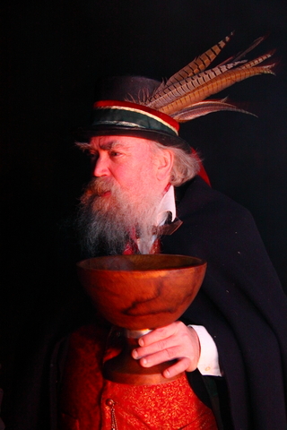 Here We Come A-Wassailing – Jinglebell Junction